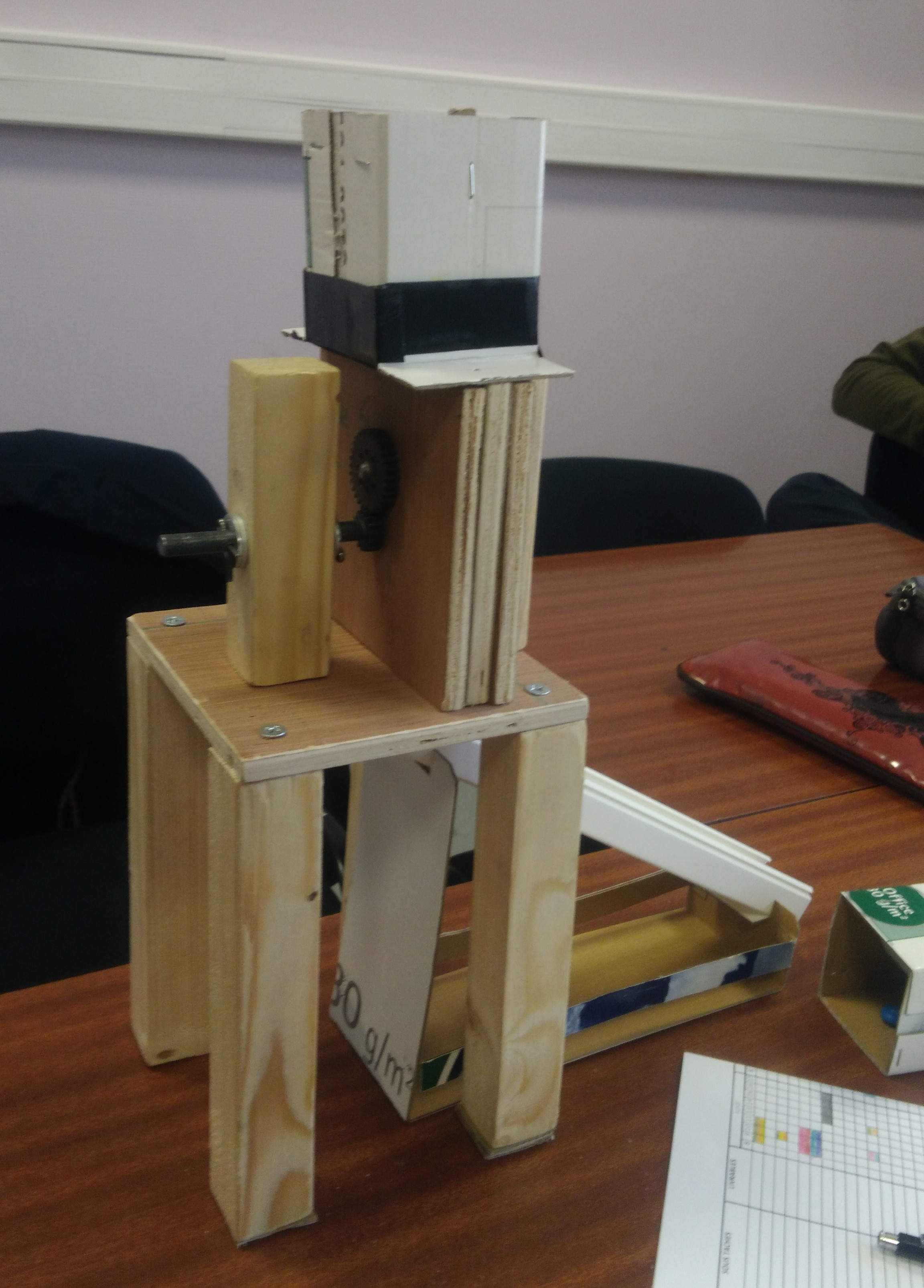 Projet défi - Distributeur de bonbons | Léa JEAN